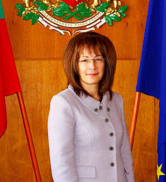 Галина Стоянова изпрати поздравителен адрес до медицинските работници от община Казанлък