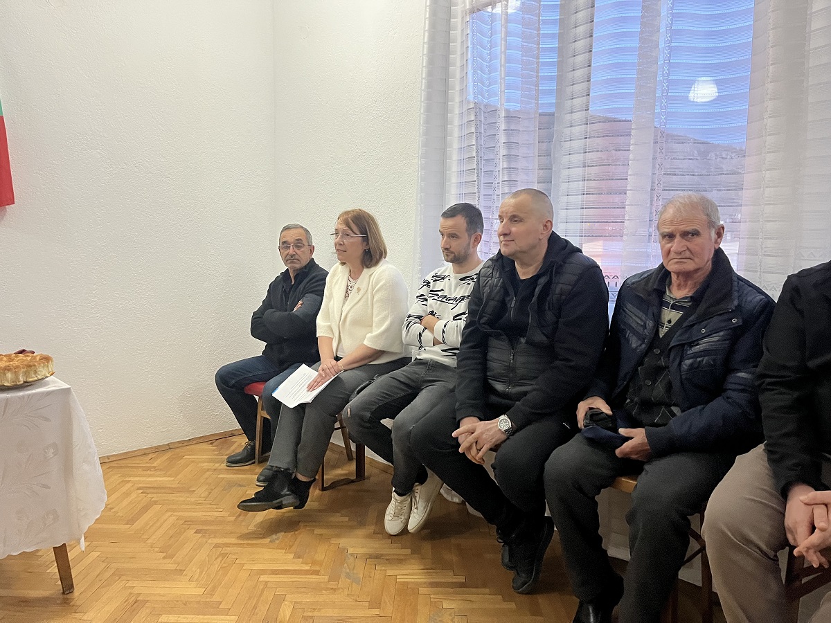 При изключителен интерес се проведе срещата на кмета на община Казанлък Галина Стоянова и