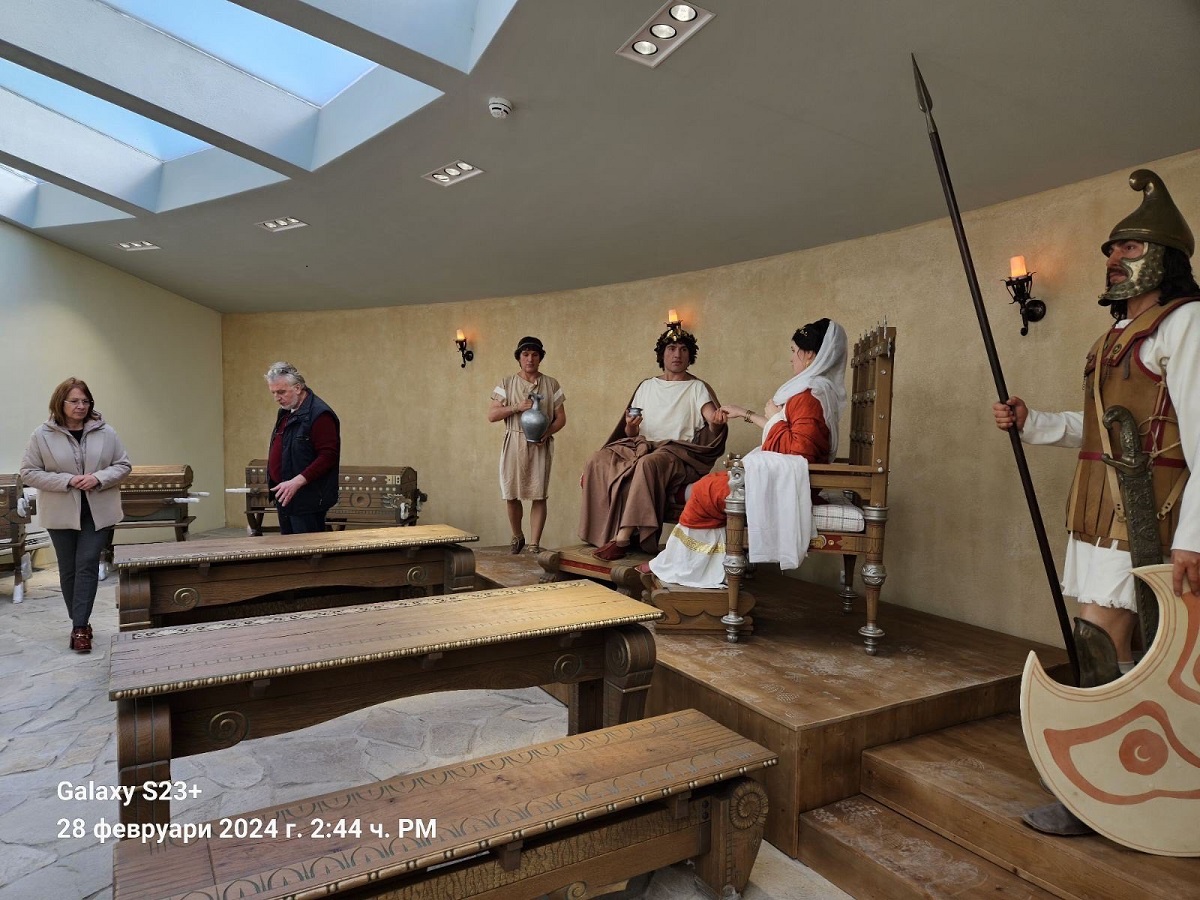 Кметът на Казанлък Галина Стоянова се срещна днес с уста Дарин Божков Новини за Казанлък